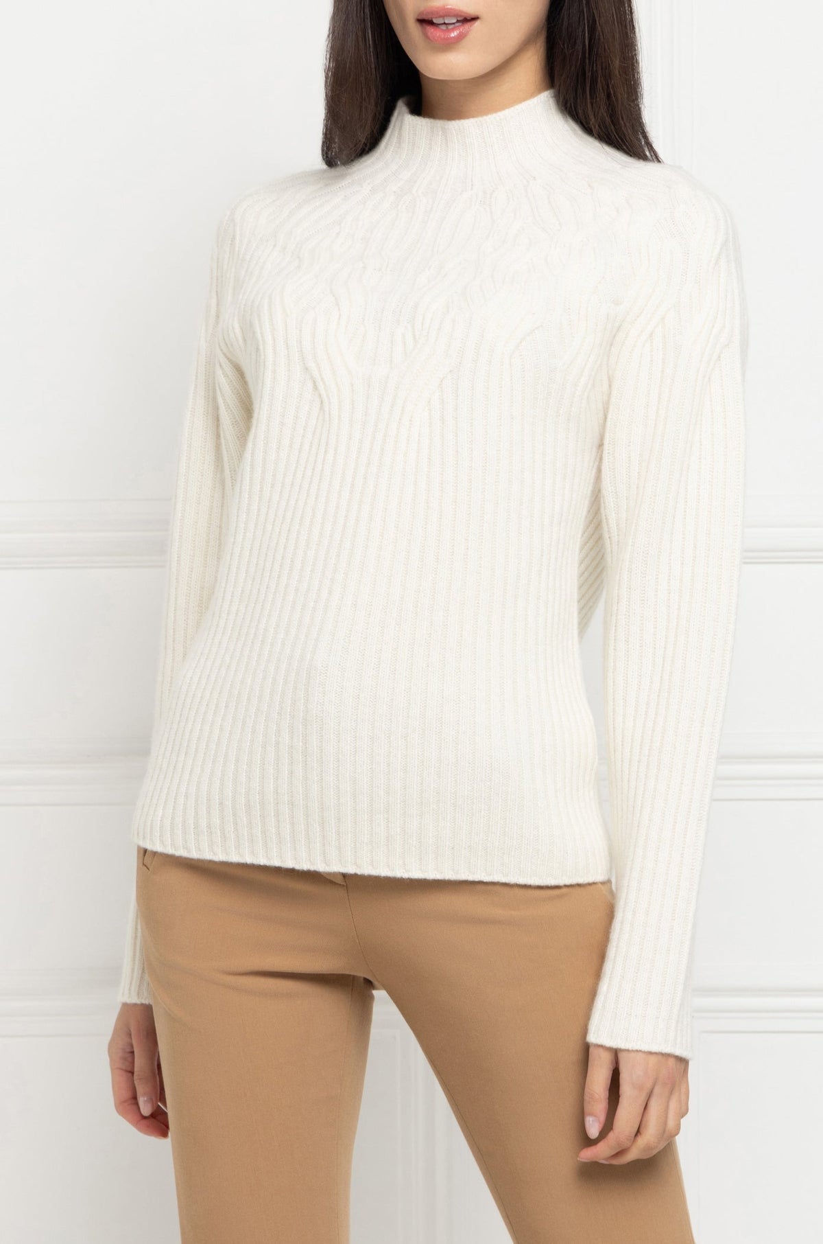 V-Neck Cable Knit (Camel) | Aavelle