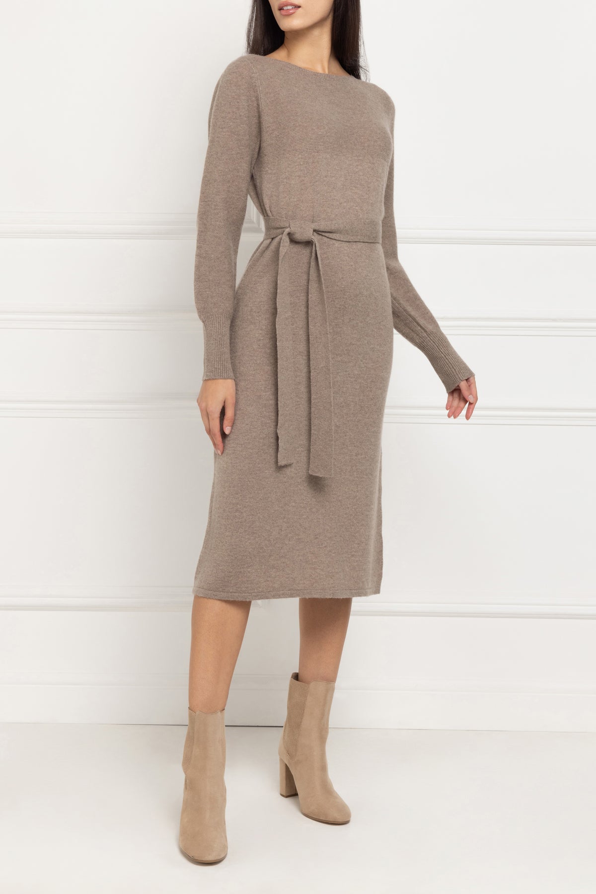 Pure Merino Boat Neck Knit Dress (Mink) | Aavelle
