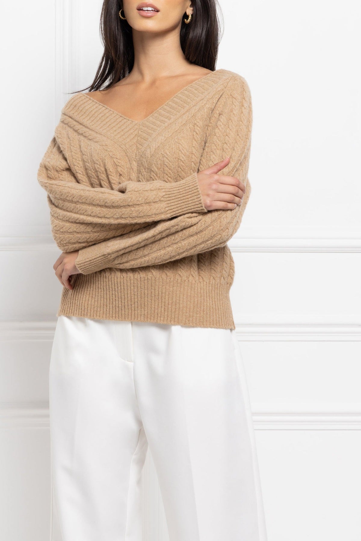 V-Neck Cable Knit (Camel) | Aavelle